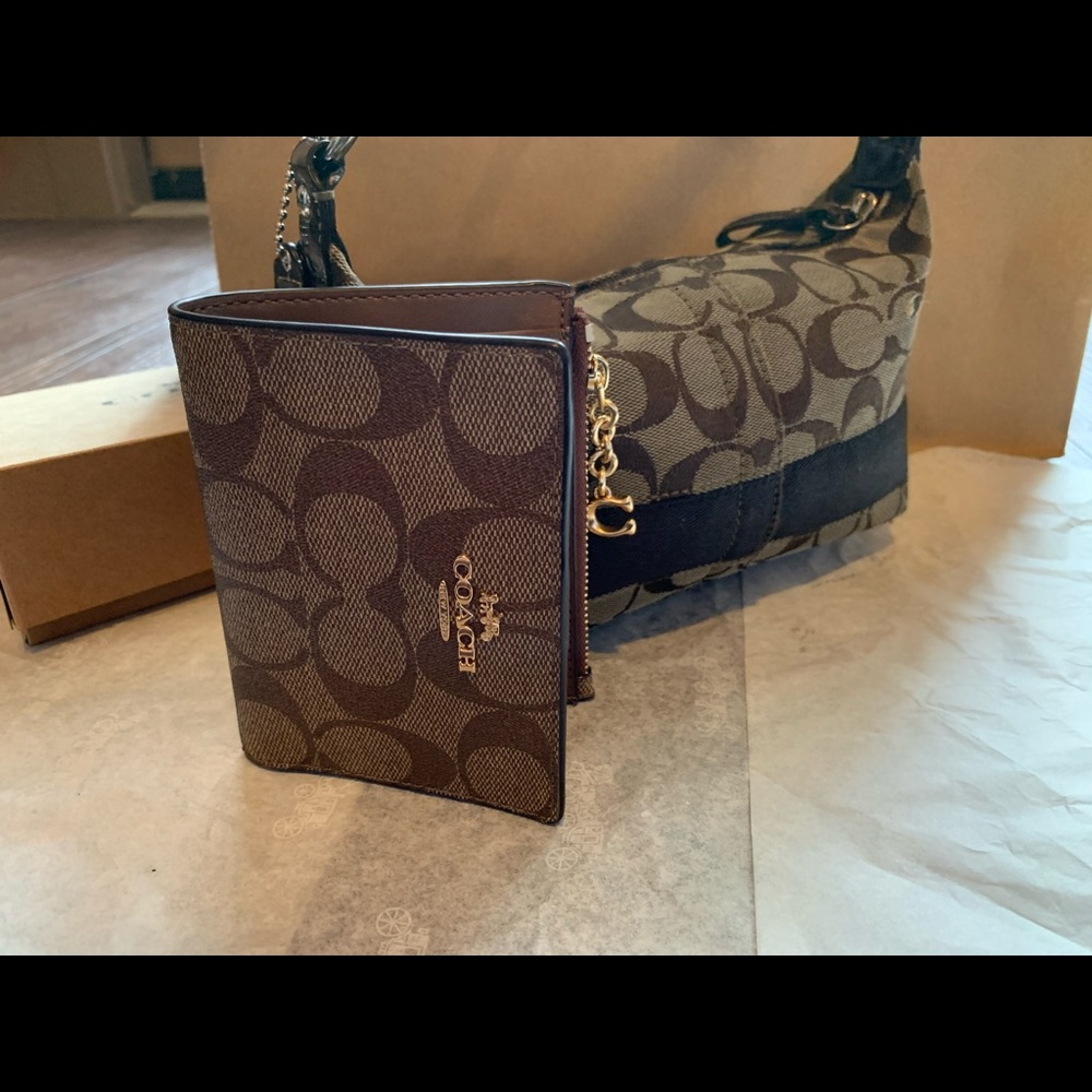 Coach Bundle/ Brown Signature Style - Gem